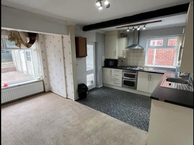 4 Bed Semi Detached House, Brushfield Road, B42