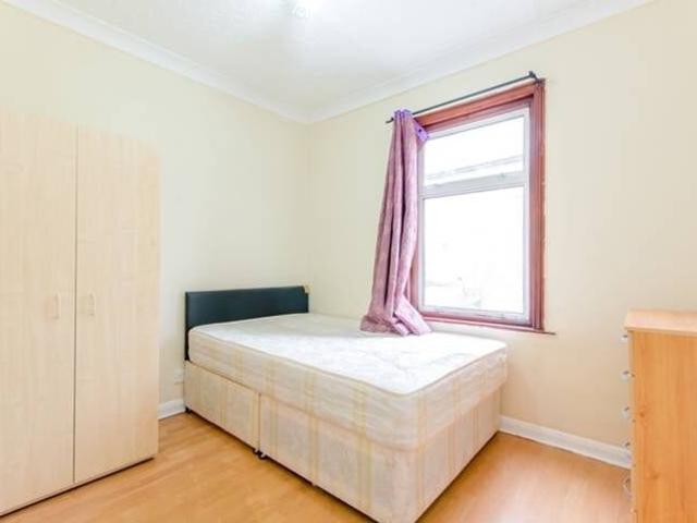 4 Bed Semi Detached House, Calderon Road, E11