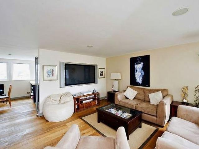 4 Bed Semi Detached House, Cromwell Grove, W6