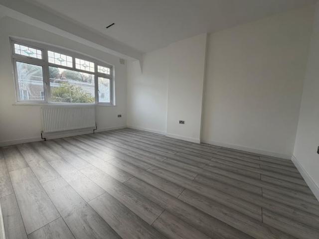 4 Bed Semi Detached House, Elder Road, SE27