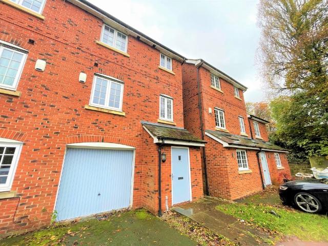 4 Bed Semi Detached House for rent
