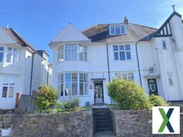 4 bed semi detached house for sale