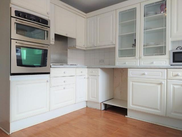 4 Bed Semi Detached House, Glenroy Avenue, BS15