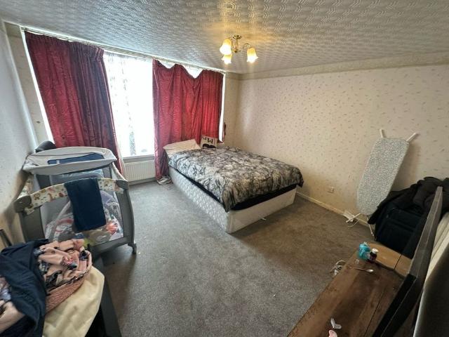 4 Bed Semi Detached House, Priestley Road, B11