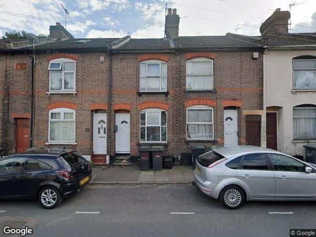 4 Bed Semi Detached House, Russel Street, LU1