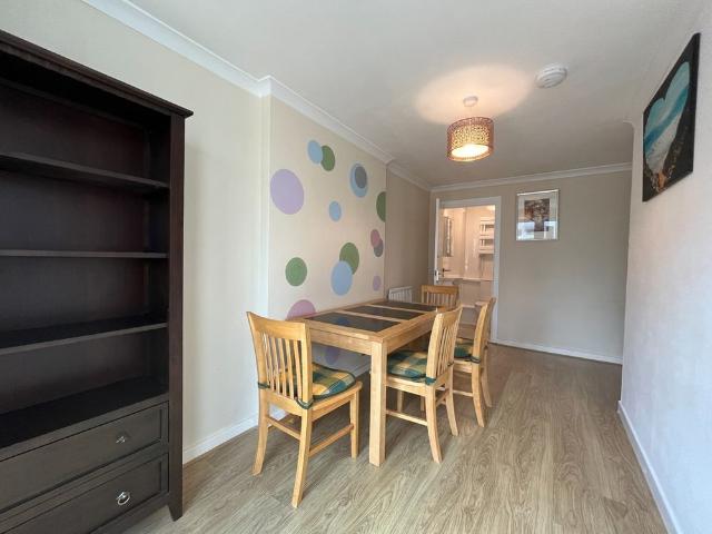 4 Bed Semi Detached House, Shelley Way, BS7