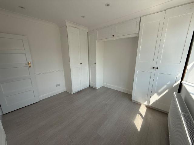 4 Bed Semi Detached House, Tithe Farm Avenue, HA2