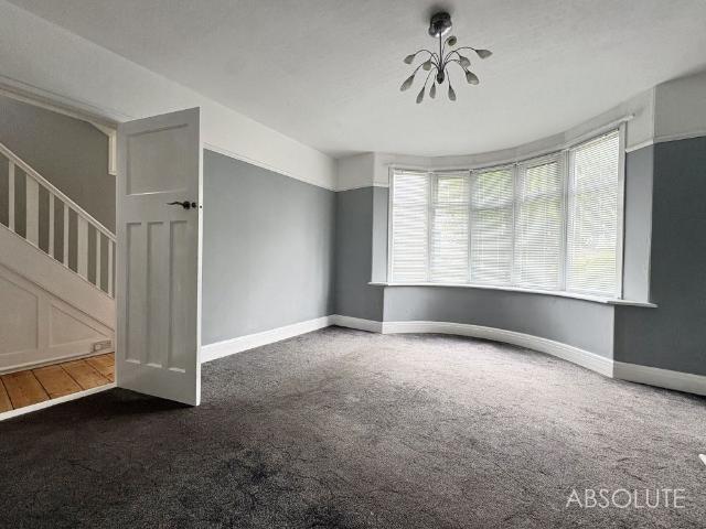 4 bed semi detached house to rent in Barnfield Road, Paignton, TQ3