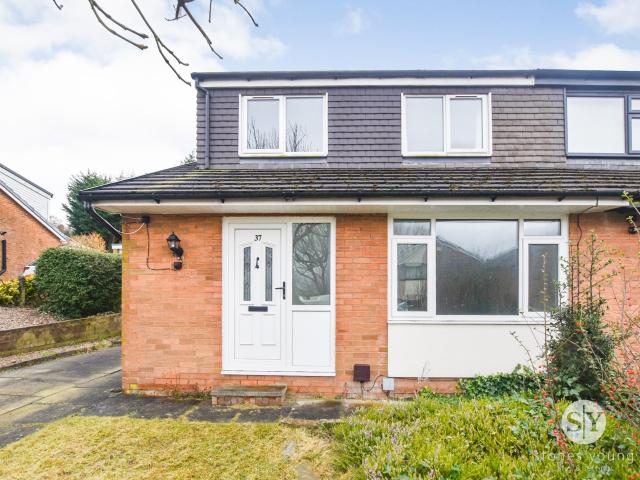 4 bed semi detached house to rent in Durham Road, Wilpshire, BB1