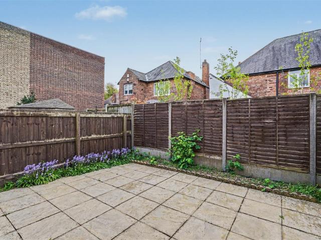 4 bed semi detached house to rent in Turney Street, Nr Trent Bridge, Nottingham