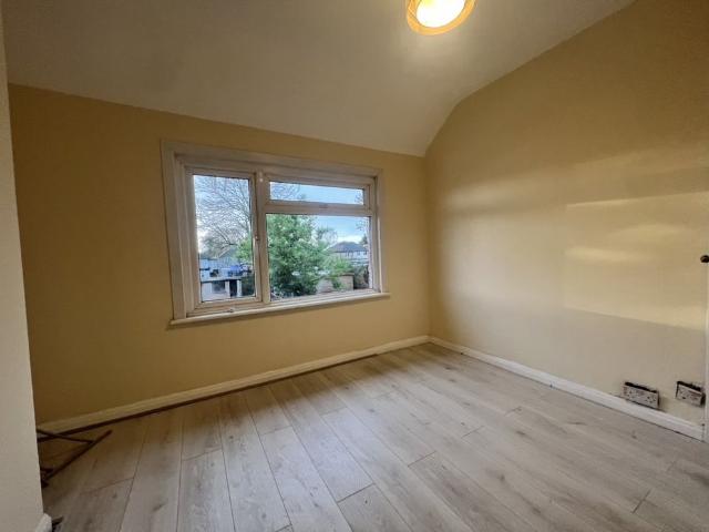 4 Bed Semi Detached House, Windsor Road, HA3