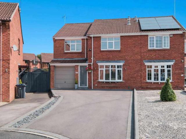 4 Bed, Semi Detached, Rednal Mill Drive, Birmingham, B45 [INVESTMENT PROPERTY]