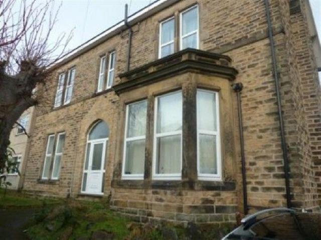 4 Bed Spacious 4 Bedroom Flat By The Botanical Gardens