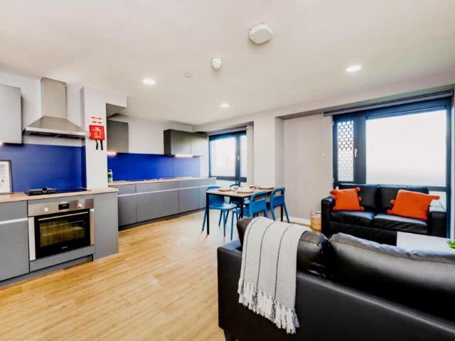 4 Bed Standard Ensuite