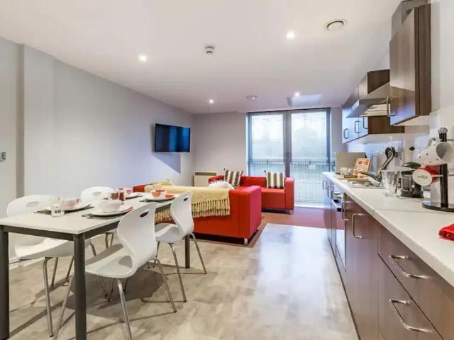 4 Bed Standard Ensuite