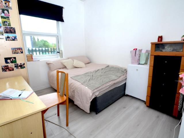 4 bed Standish Road, Manchester M14 4 bed terraced house to rent £2,773 pcm £640 pw