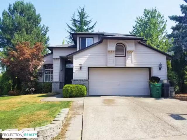 4 bedroom 3 bath home with Large open floor plan located on a.