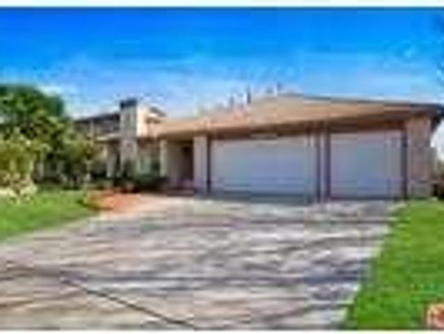 4 Bedroom 3 Bath In Granada Hills California 91344