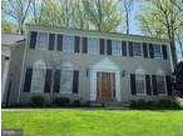 4 Bedroom 3 Bath In Woodbridge VA 22192