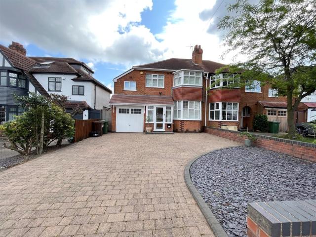 4 bedroom