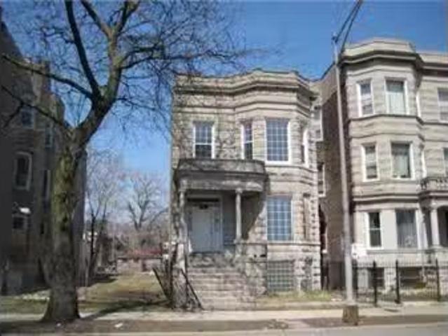 4 Bedroom 1.5 Bath Apartment with dining. DEP 708 W Garfield.
