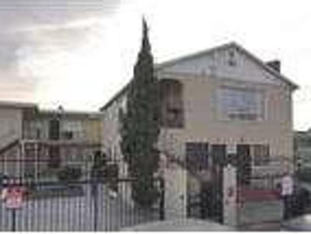 4 Bedroom 1 Bath In Oakland CA 94608