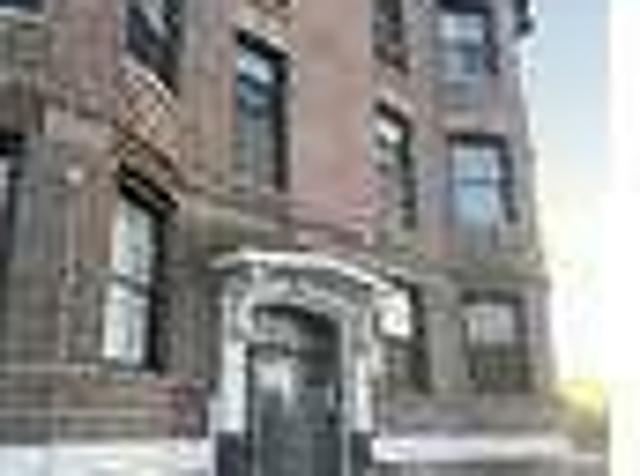4 Bedroom 1 Bath In Chicago IL 60621