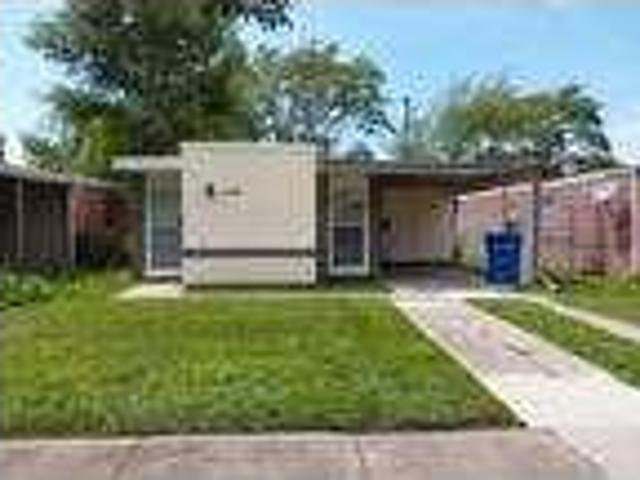 4 Bedroom 1 Bath In Chicago Illinois 60643