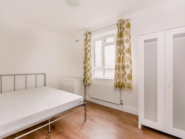 4 Bedroom 1 Bathroom roomC