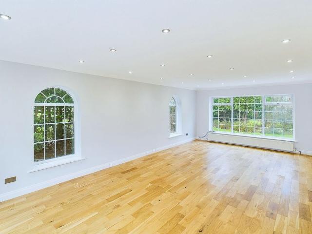4 Bedroom