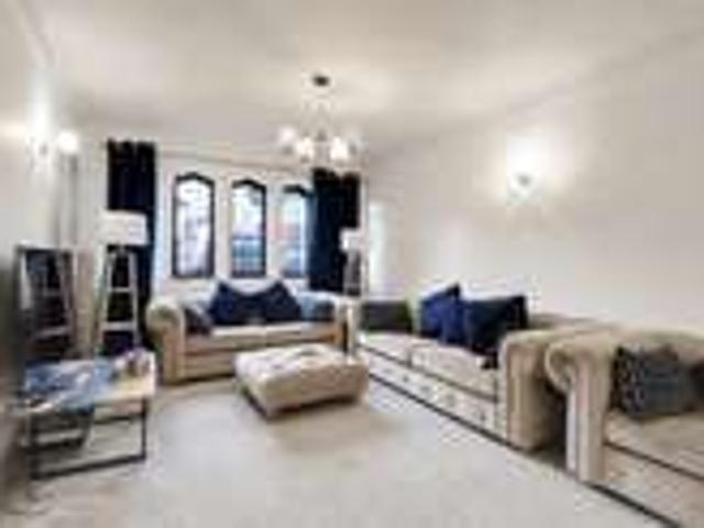 4 Bedroom