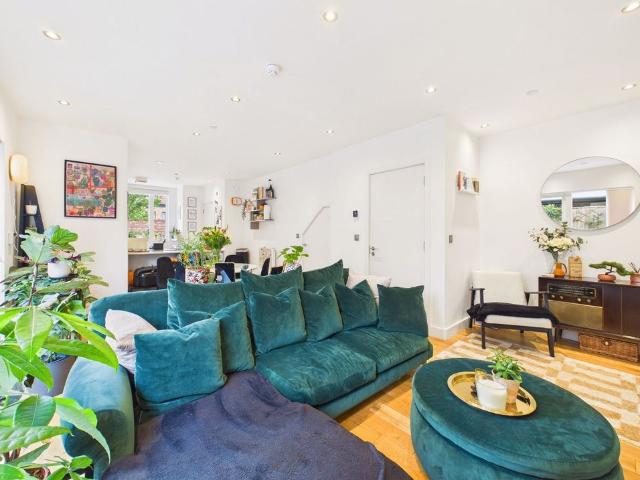 4 Bedroom