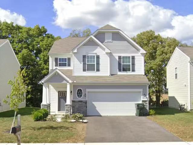 4 Bedroom 2.5 Bathroom Renovated House In Lockbourne/Columbus.