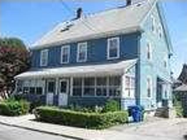 4 Bedroom 2 Bath In Newton MA 02458