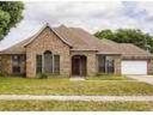 4 Bedroom 2 Bath In Orlando FL 32833