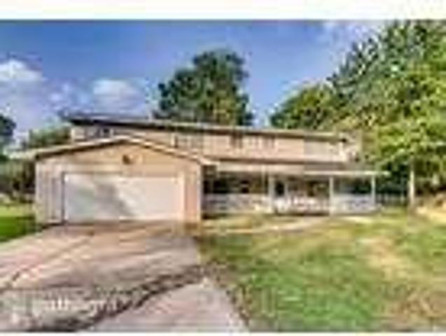 4 Bedroom 2 Bath In Baytown Texas 77520