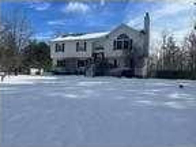 4 Bedroom 2 Bath In Bloomingburg NY 12721