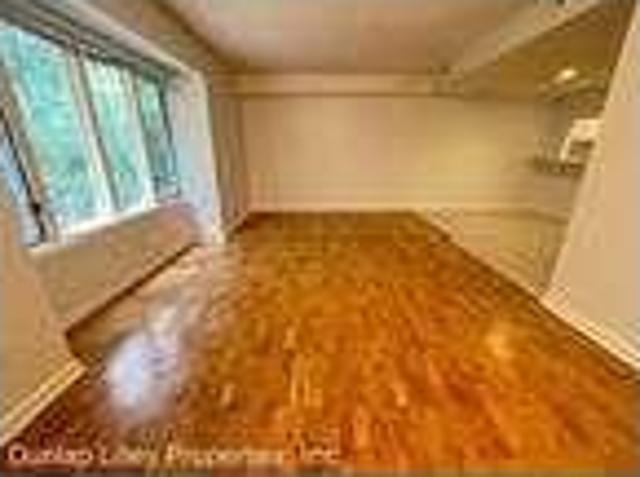 4 Bedroom 2 Bath In Chapel Hill NC 27516