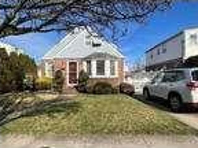 4 Bedroom 2 Bath In Franklin Square NY 11010