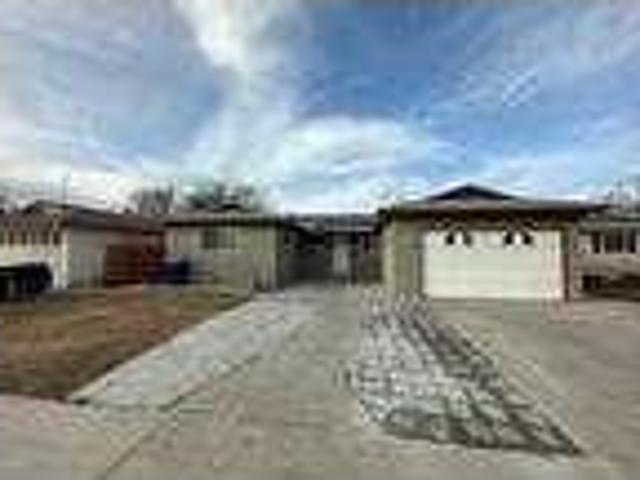 4 Bedroom 2 Bath In Fresno CA 93710