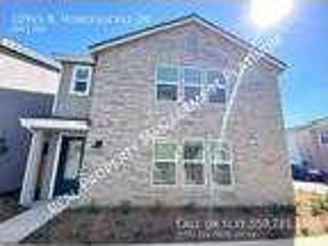 4 Bedroom 2 Bath In Fresno CA 93730
