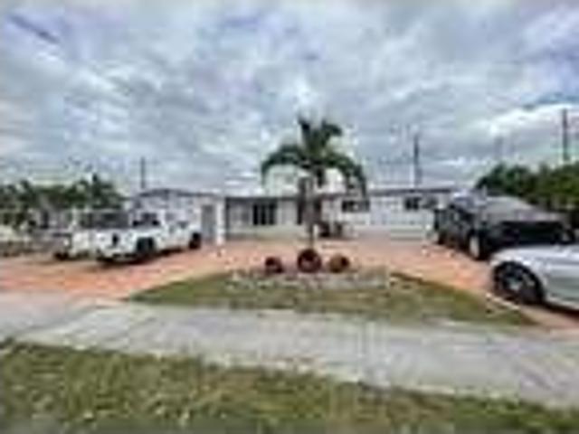 4 Bedroom 2 Bath In Hialeah FL 33012
