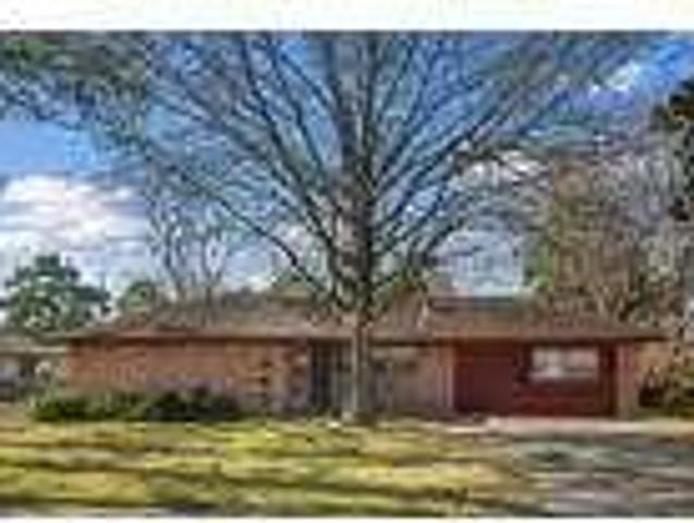 4 Bedroom 2 Bath In Houston TX 77045