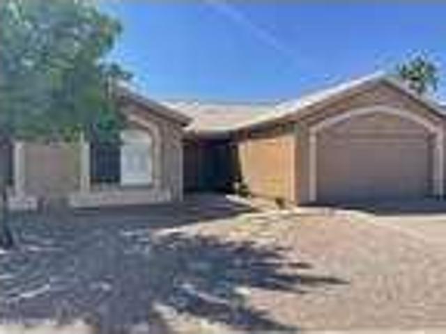 4 Bedroom 2 Bath In Phoenix Arizona 85027