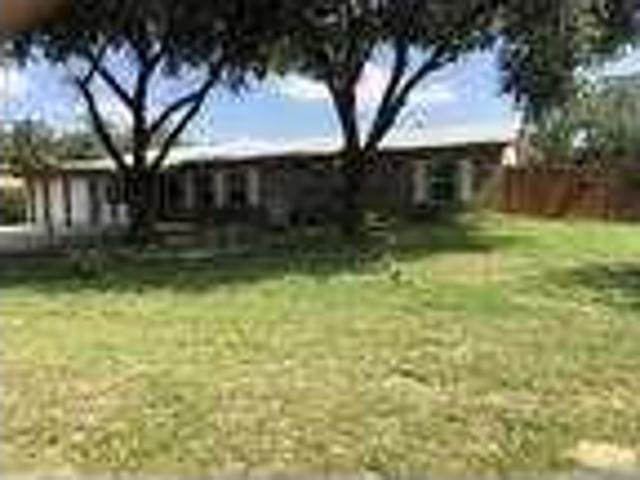 4 Bedroom 2 Bath In Pleasanton Texas 78064
