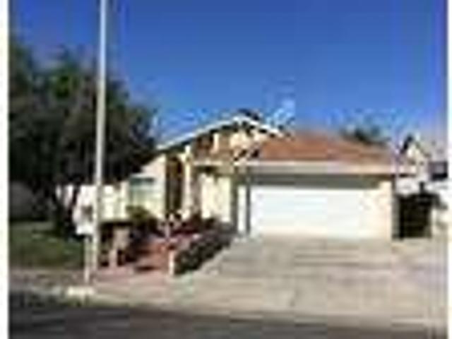 4 Bedroom 2 Bath In Saugus CA 91350