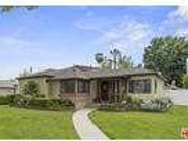 4 Bedroom 2 Bath In Tarzana CA 91335