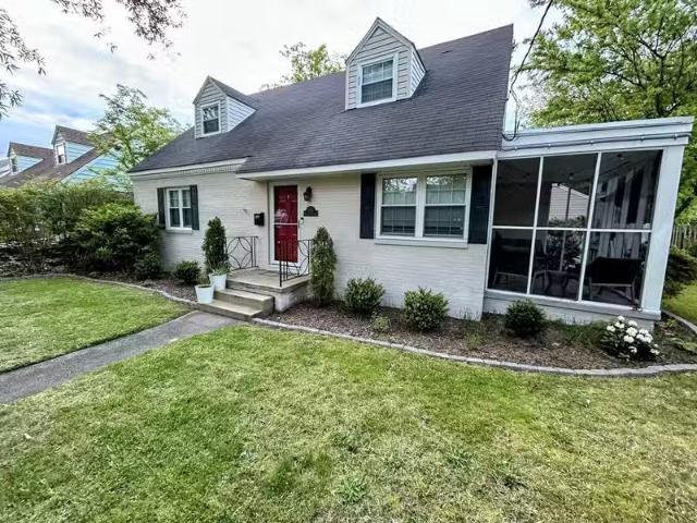 4 bedroom, 2 bathroom Cape Cod in Desirable Larchmont Neighbor.
