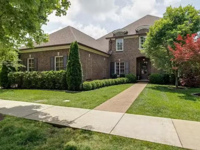4 Bedroom 4 Bath Estate Property in Franklin Available Now 20.