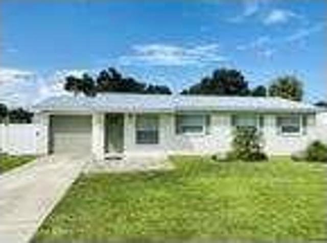 4 Bedroom 4 Bath In Melbourne Florida 32904